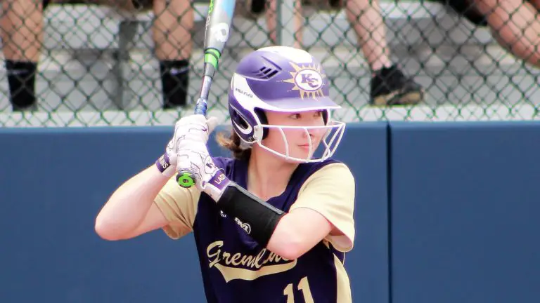 Player Profile: Mackenzie Dunn, Karns City – D9Sports.com