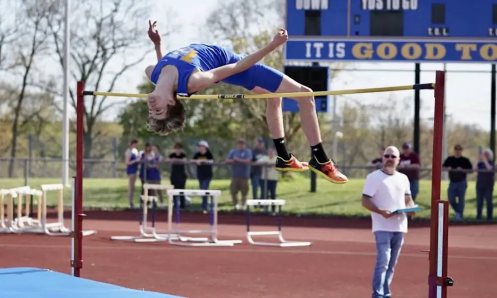 NEW HEIGHTS: Union/A-C Valley’s Hayden Smith Raising the Bar for ...